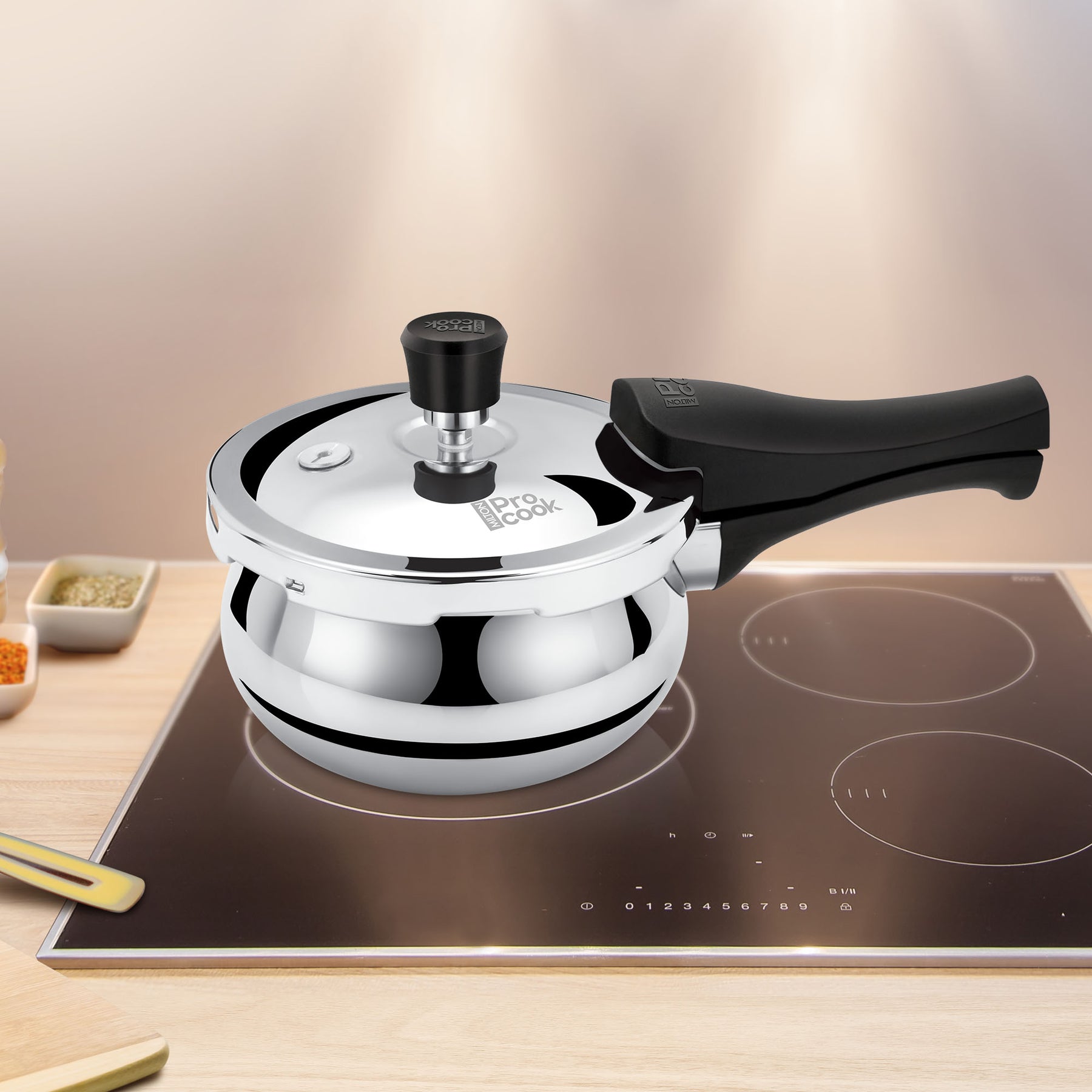 Pressure Cooker Outer Lid Curve Triply (Milton Procook)